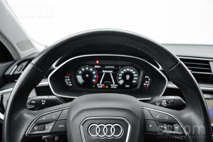 Grey Audi Q3 2023 in Riga, with an engine capacity of 1.00 L and mileage of 19 thousand km for 23900 €, photo 16 on AUTOMOTO.COM.LV