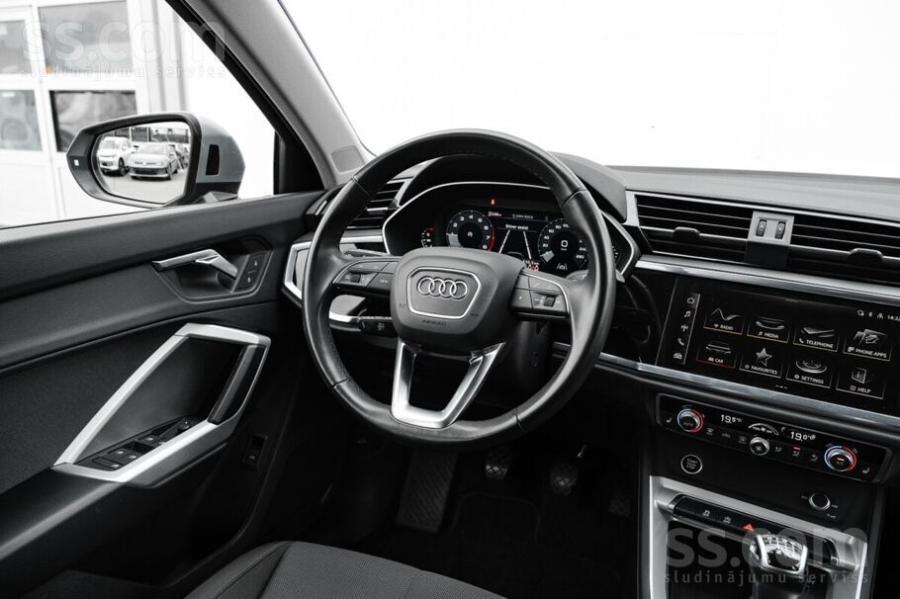 Grey Audi Q3 2023 in Riga, with an engine capacity of 1.50 L and mileage of 19 thousand km for 23900 €, photo 27 on AUTOMOTO.COM.LV