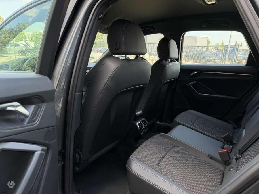 Pelēks Audi Q3 2023 Kauņa, ar dzinēja tilpumu 1.50 L un nobraukumu 198 tūkst. km par 23900 €, foto 16 vietnē AUTOMOTO.COM.LV
