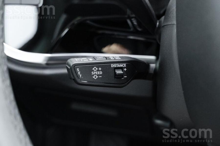 Grey Audi Q3 2023 in Riga, with an engine capacity of 2.00 L and mileage of 57 thousand km for 27950 €, photo 15 on AUTOMOTO.COM.LV