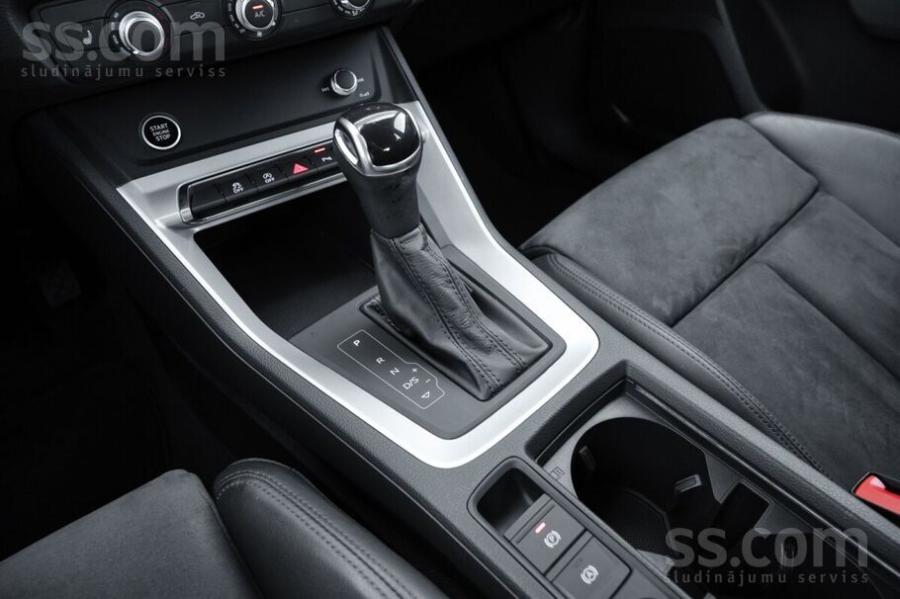 Grey Audi Q3 2023 in Riga, with an engine capacity of 2.00 L and mileage of 57 thousand km for 27950 €, photo 23 on AUTOMOTO.COM.LV