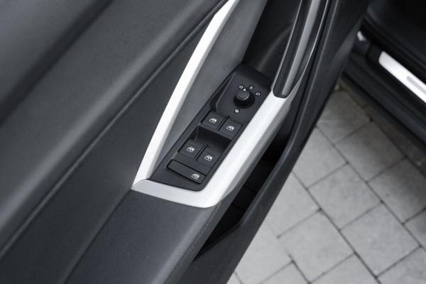 Pelēks Audi Q3 2023 Mārupe, ar dzinēja tilpumu 2.00 L un nobraukumu 57 tūkst. km par 27950 €, foto 8 vietnē AUTOMOTO.COM.LV
