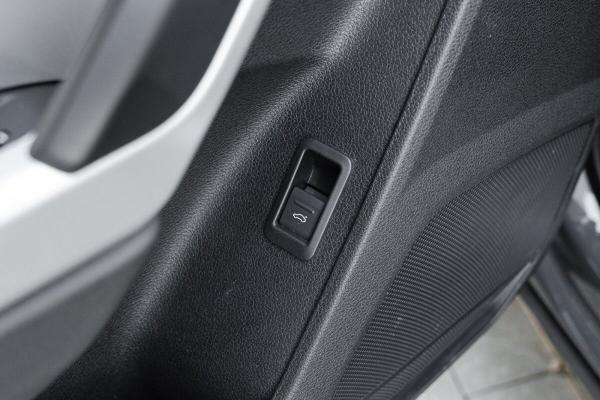 Pelēks Audi Q3 2023 Mārupe, ar dzinēja tilpumu 2.00 L un nobraukumu 57 tūkst. km par 27950 €, foto 9 vietnē AUTOMOTO.COM.LV