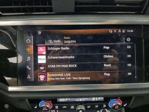 Pelēks Audi Q3 2023 Viļņa, ar dzinēja tilpumu 1.50 L un nobraukumu 154 tūkst. km par 25035 €, foto 22 vietnē AUTOMOTO.COM.LV
