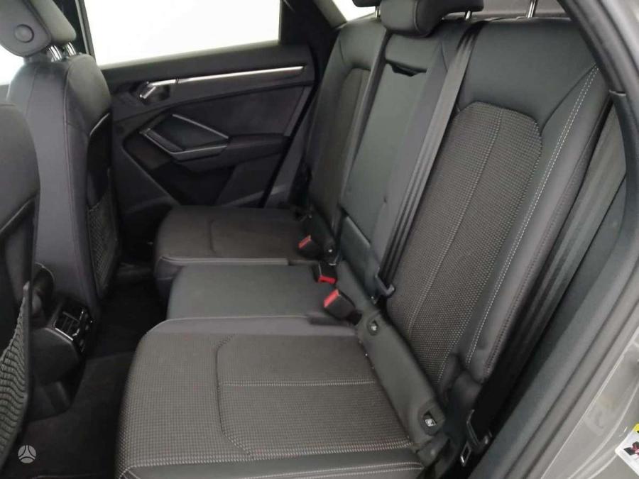 Pelēks Audi Q3 2023 Viļņa, ar dzinēja tilpumu 1.50 L un nobraukumu 154 tūkst. km par 25035 €, foto 23 vietnē AUTOMOTO.COM.LV