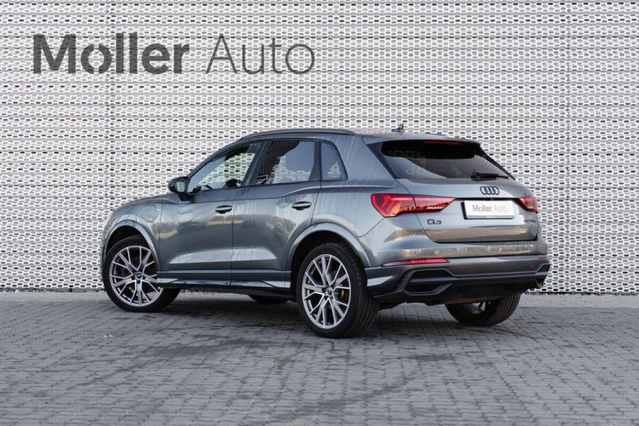 Pelēks Audi Q3 2023 Mārupe, ar dzinēja tilpumu 1.40 L un nobraukumu 124 tūkst. km par 31250 €, foto 4 vietnē AUTOMOTO.COM.LV