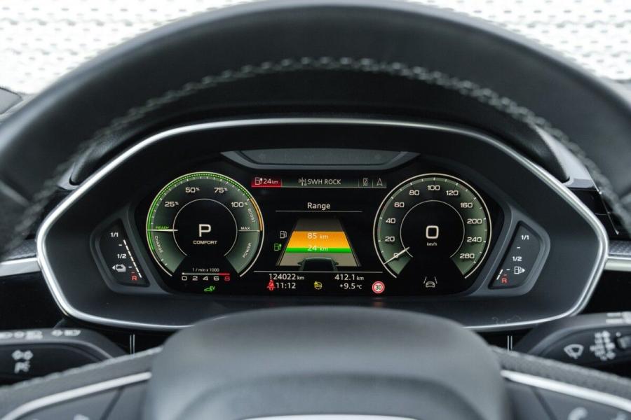 Pelēks Audi Q3 2023 Mārupe, ar dzinēja tilpumu 1.40 L un nobraukumu 124 tūkst. km par 31250 €, foto 17 vietnē AUTOMOTO.COM.LV