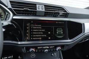 Pelēks Audi Q3 2023 Mārupe, ar dzinēja tilpumu 1.40 L un nobraukumu 124 tūkst. km par 31250 €, foto 24 vietnē AUTOMOTO.COM.LV