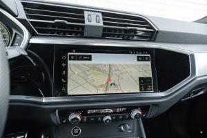 Pelēks Audi Q3 2023 Mārupe, ar dzinēja tilpumu 1.40 L un nobraukumu 124 tūkst. km par 31250 €, foto 28 vietnē AUTOMOTO.COM.LV