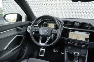 Pelēks Audi Q3 2023 Mārupe, ar dzinēja tilpumu 1.40 L un nobraukumu 124 tūkst. km par 31250 €, foto 31 vietnē AUTOMOTO.COM.LV