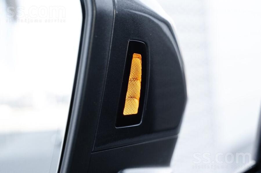 Pelēks Audi Q3 2024 Rīga, ar dzinēja tilpumu 2.00 L un nobraukumu 24 tūkst. km par 39900 €, foto 12 vietnē AUTOMOTO.COM.LV