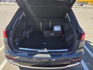 Grey Audi Q3 2025 in Riga, with an engine capacity of 1.50 L and mileage of 13 thousand km for 32500 €, photo 7 on AUTOMOTO.COM.LV