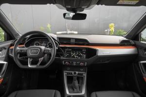 Grey Audi Q3 2025 in Vilnius, with an engine capacity of 2.00 L and mileage of 18 thousand km for 39650 €, photo 19 on AUTOMOTO.COM.LV