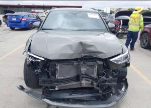 Pelēks Audi Q3 2025 Kauņa, ar dzinēja tilpumu 1.98 L un nobraukumu 16 tūkst. km par 17500 €, foto 6 vietnē AUTOMOTO.COM.LV