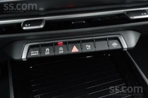 Pelēks Audi Q3 2026 Rīga, ar dzinēja tilpumu 1.50 L un nobraukumu 4 tūkst. km par 42900 €, foto 29 vietnē AUTOMOTO.COM.LV