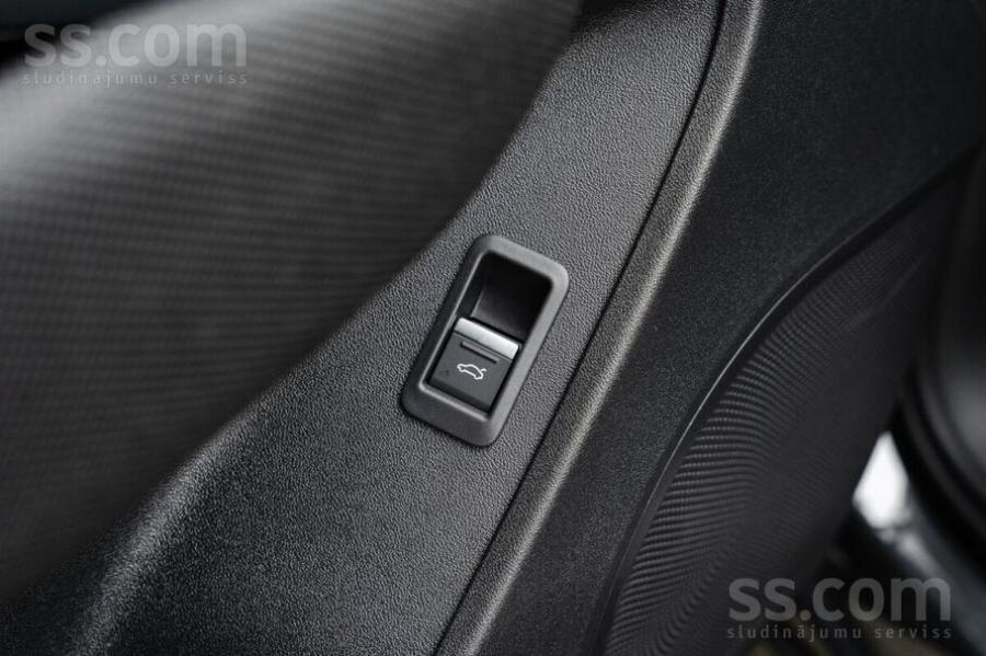 Pelēks Audi Q3 2026 Rīga, ar dzinēja tilpumu 1.50 L un nobraukumu 2 tūkst. km par 39700 €, foto 9 vietnē AUTOMOTO.COM.LV