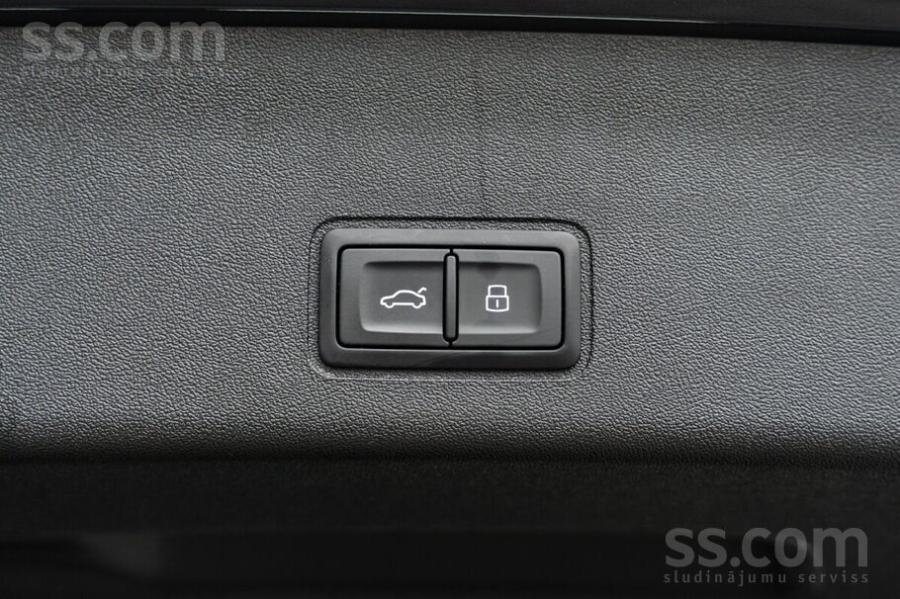Pelēks Audi Q3 2026 Rīga, ar dzinēja tilpumu 1.50 L un nobraukumu 2 tūkst. km par 39700 €, foto 29 vietnē AUTOMOTO.COM.LV