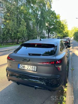 Grey Audi Q3 2026 in Riga, with an engine capacity of 1.50 L and mileage of 2 thousand km for 49000 €, photo 5 on AUTOMOTO.COM.LV