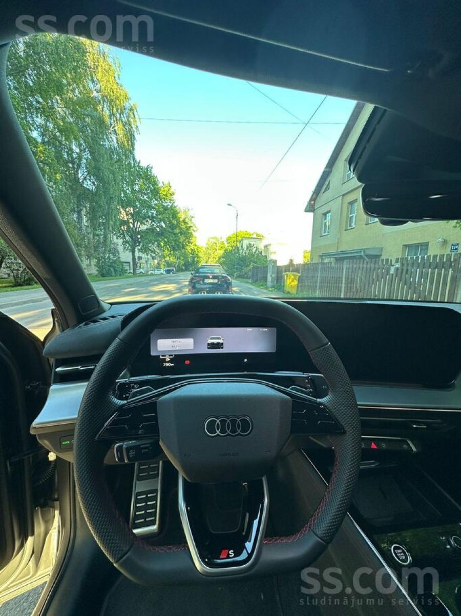 Grey Audi Q3 2026 in Riga, with an engine capacity of 1.50 L and mileage of 2 thousand km for 49000 €, photo 6 on AUTOMOTO.COM.LV