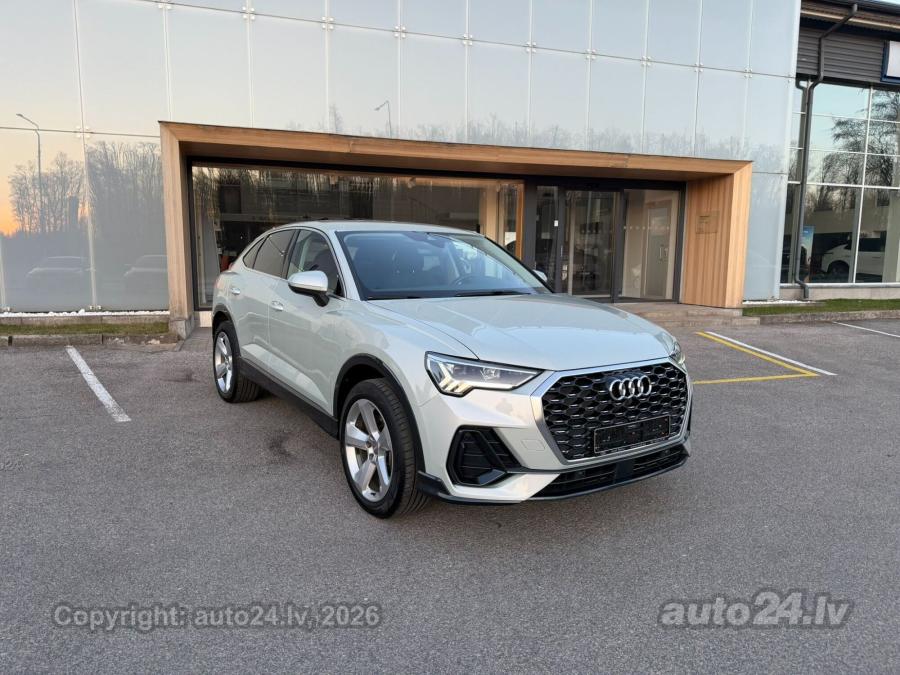 Pelēks Audi Q3 2022 Pērnava, ar dzinēja tilpumu 1.40 L un nobraukumu 30 tūkst. km par 29900 €, foto 3 vietnē AUTOMOTO.COM.LV
