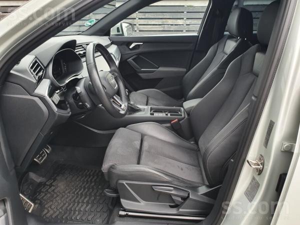 Pelēks Audi Q3 2023 Rīga, ar dzinēja tilpumu 1.50 L un nobraukumu 41 tūkst. km par 32500 €, foto 8 vietnē AUTOMOTO.COM.LV