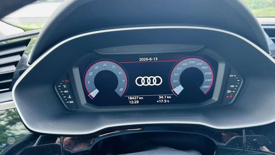 Pelēks Audi Q3 2023 Kauņa, ar dzinēja tilpumu 1.50 L un nobraukumu 19 tūkst. km par 28750 €, foto 8 vietnē AUTOMOTO.COM.LV
