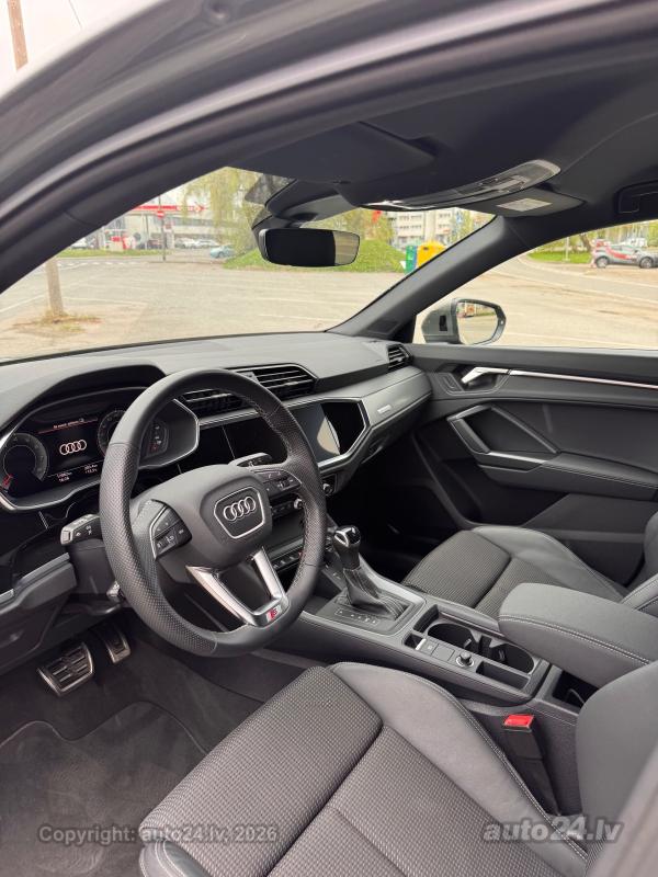 Pelēks Audi Q3 2024 Tallina, ar dzinēja tilpumu 1.50 L un nobraukumu 17 tūkst. km par 34000 €, foto 7 vietnē AUTOMOTO.COM.LV