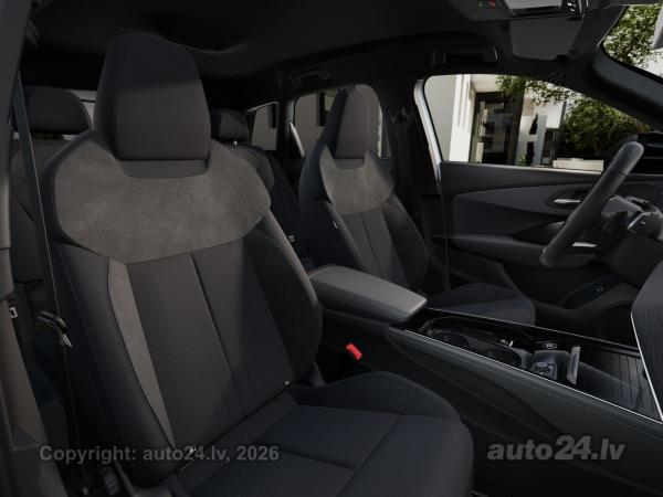 Grey Audi Q3 2026 in Tallinn, with an engine capacity of 1.50 L and mileage of 10 thousand km for 48900 €, photo 4 on AUTOMOTO.COM.LV