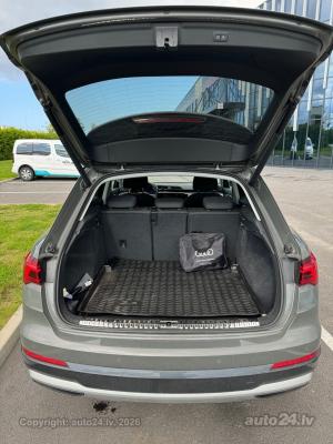 Grey Audi Q3 2020 in Tallinn, with an engine capacity of 1.50 L and mileage of 61 thousand km for 26000 €, photo 6 on AUTOMOTO.COM.LV