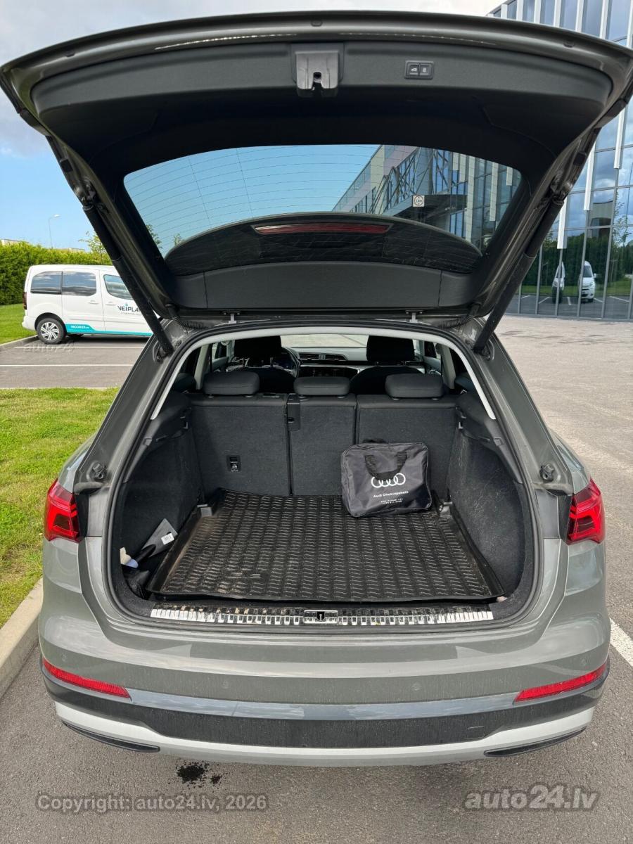 Grey Audi Q3 2020 in Tallinn, with an engine capacity of 1.50 L and mileage of 61 thousand km for 26000 €, photo 6 on AUTOMOTO.COM.LV