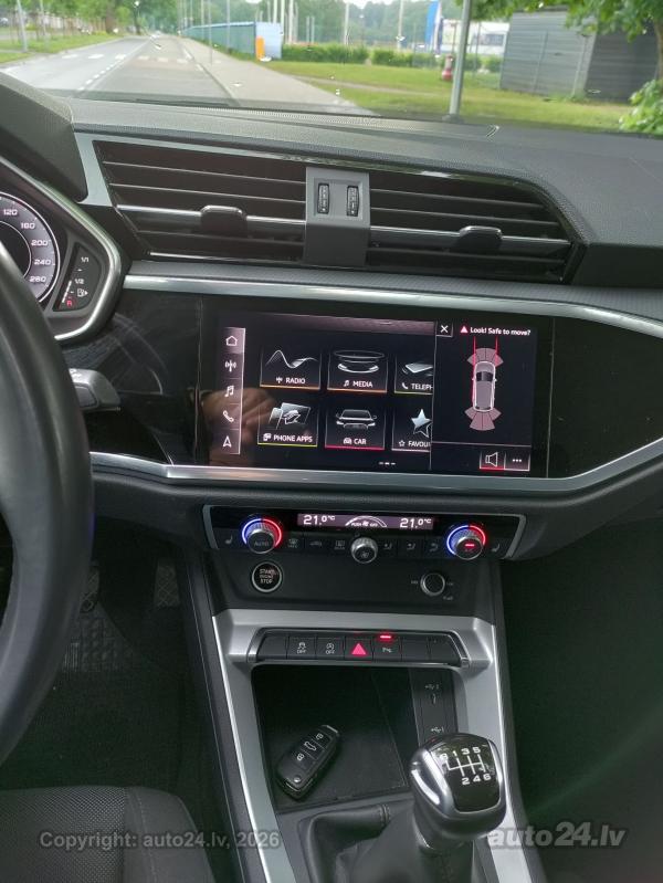 Pelēks Audi Q3 2021 Rakvere, ar dzinēja tilpumu 1.50 L un nobraukumu 27 tūkst. km par 26500 €, foto 8 vietnē AUTOMOTO.COM.LV