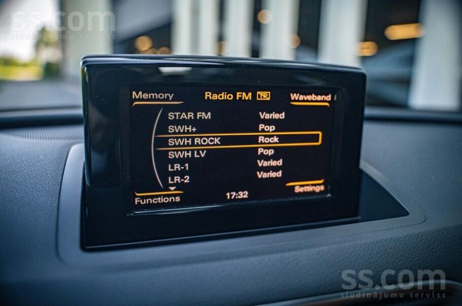 Oranžs Audi Q3 2012 Rīga, ar dzinēja tilpumu 2.00 L un nobraukumu 226 tūkst. km par 9990 €, foto 17 vietnē AUTOMOTO.COM.LV