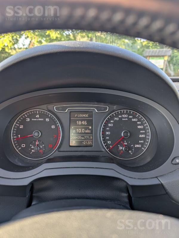 Orange Audi Q3 2013 in Riga, with an engine capacity of 2.00 L and mileage of 208 thousand km for 11900 €, photo 8 on AUTOMOTO.COM.LV