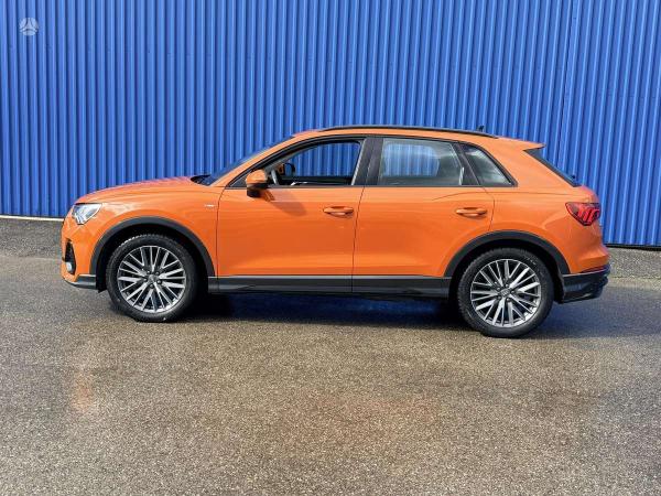 Orange Audi Q3 2019 in Kaunas, with an engine capacity of 1.50 L and mileage of 124 thousand km for 21300 €, photo 7 on AUTOMOTO.COM.LV