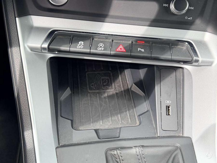 Oranžs Audi Q3 2019 Kauņa, ar dzinēja tilpumu 1.50 L un nobraukumu 124 tūkst. km par 21300 €, foto 26 vietnē AUTOMOTO.COM.LV