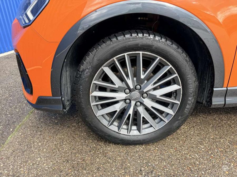 Oranžs Audi Q3 2019 Kauņa, ar dzinēja tilpumu 1.50 L un nobraukumu 124 tūkst. km par 21300 €, foto 39 vietnē AUTOMOTO.COM.LV