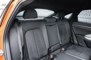 Oranžs Audi Q3 2023 Mārupe, ar dzinēja tilpumu 2.00 L un nobraukumu 69 tūkst. km par 32900 €, foto 25 vietnē AUTOMOTO.COM.LV