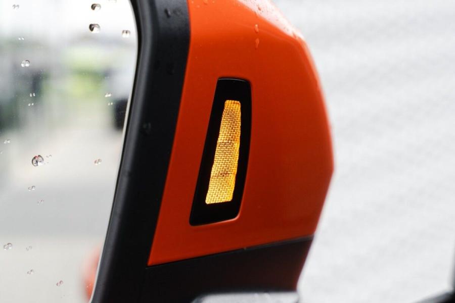 Orange Audi Q3 2023 in Marupe, with an engine capacity of 1.50 L and mileage of 70 thousand km for 27900 €, photo 12 on AUTOMOTO.COM.LV