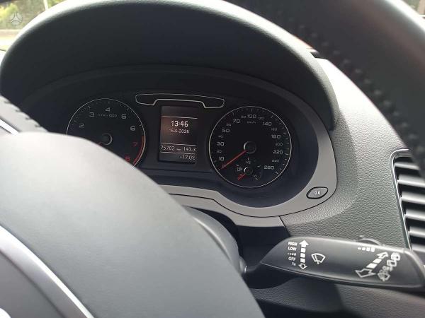 Sarkans Audi Q3 2013 Klaipėda, ar dzinēja tilpumu 1.98 L un nobraukumu 75 tūkst. km par 12500 €, foto 8 vietnē AUTOMOTO.COM.LV