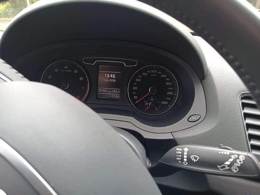 Red Audi Q3 2013 in Klaipeda, with an engine capacity of 1.98 L and mileage of 75 thousand km for 12500 €, photo 9 on AUTOMOTO.COM.LV