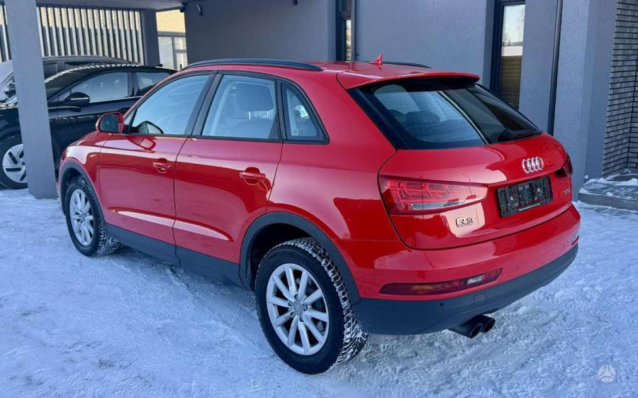 Red Audi Q3 2015 in Vilnius, with an engine capacity of 1.40 L and mileage of 152 thousand km for 13890 €, photo 4 on AUTOMOTO.COM.LV
