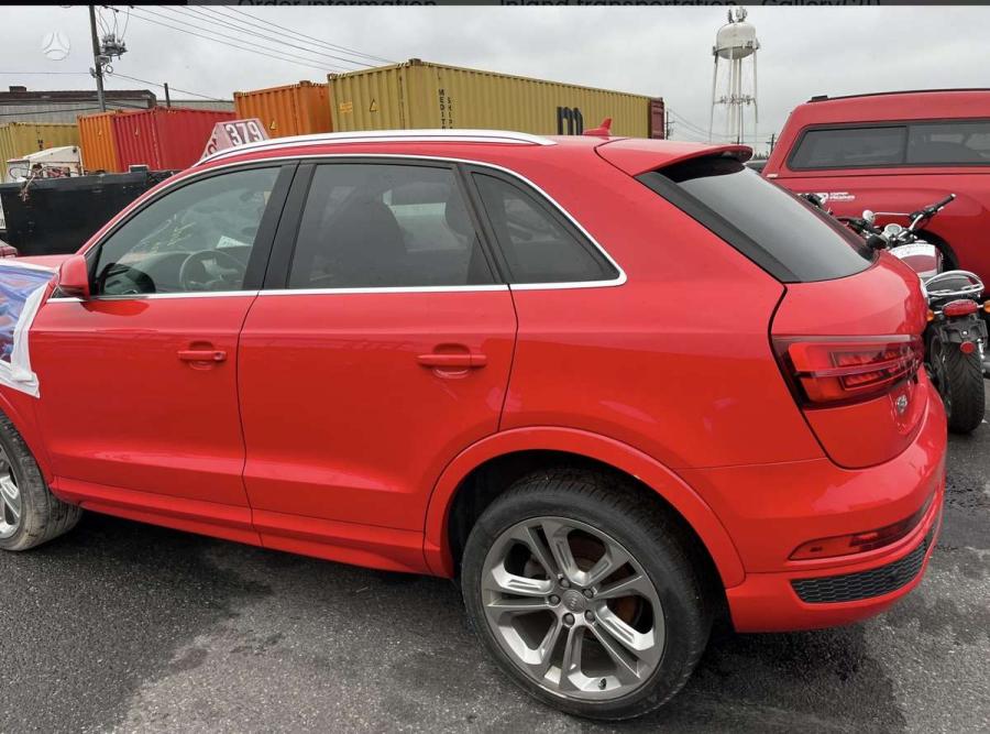 Red Audi Q3 2016 in Siauliai, with an engine capacity of 1.98 L and mileage of 223 thousand km for 6850 €, photo 7 on AUTOMOTO.COM.LV