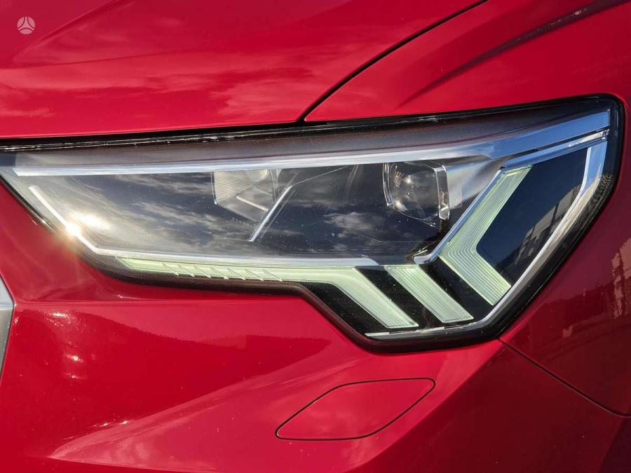 Red Audi Q3 2020 in Jonava, with an engine capacity of 2.00 L and mileage of 238 thousand km for 21500 €, photo 17 on AUTOMOTO.COM.LV