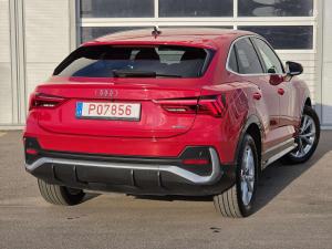 Red Audi Q3 2020 in Jonava, with an engine capacity of 2.00 L and mileage of 238 thousand km for 20700 €, photo 8 on AUTOMOTO.COM.LV