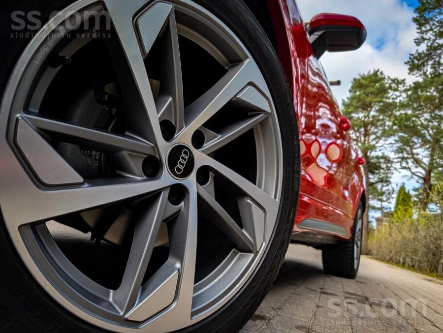 Sarkans Audi Q3 2023 Jūrmala, ar dzinēja tilpumu 2.00 L un nobraukumu 39 tūkst. km par 32990 €, foto 9 vietnē AUTOMOTO.COM.LV