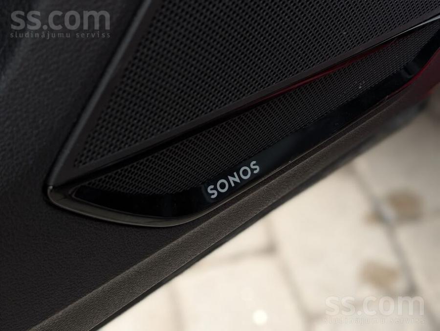 Sarkans Audi Q3 2023 Jūrmala, ar dzinēja tilpumu 2.00 L un nobraukumu 39 tūkst. km par 32990 €, foto 18 vietnē AUTOMOTO.COM.LV