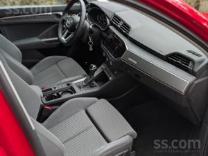 Sarkans Audi Q3 2023 Jūrmala, ar dzinēja tilpumu 2.00 L un nobraukumu 39 tūkst. km par 32990 €, foto 24 vietnē AUTOMOTO.COM.LV
