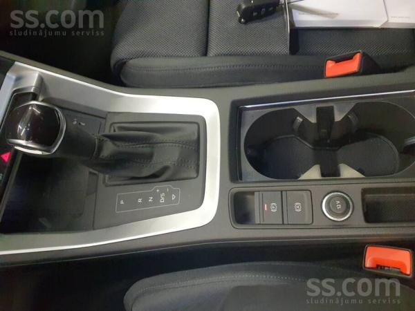 Red Audi Q3 2025 in Riga, with an engine capacity of 1.50 L and mileage of 19 thousand km for 37900 €, photo 9 on AUTOMOTO.COM.LV