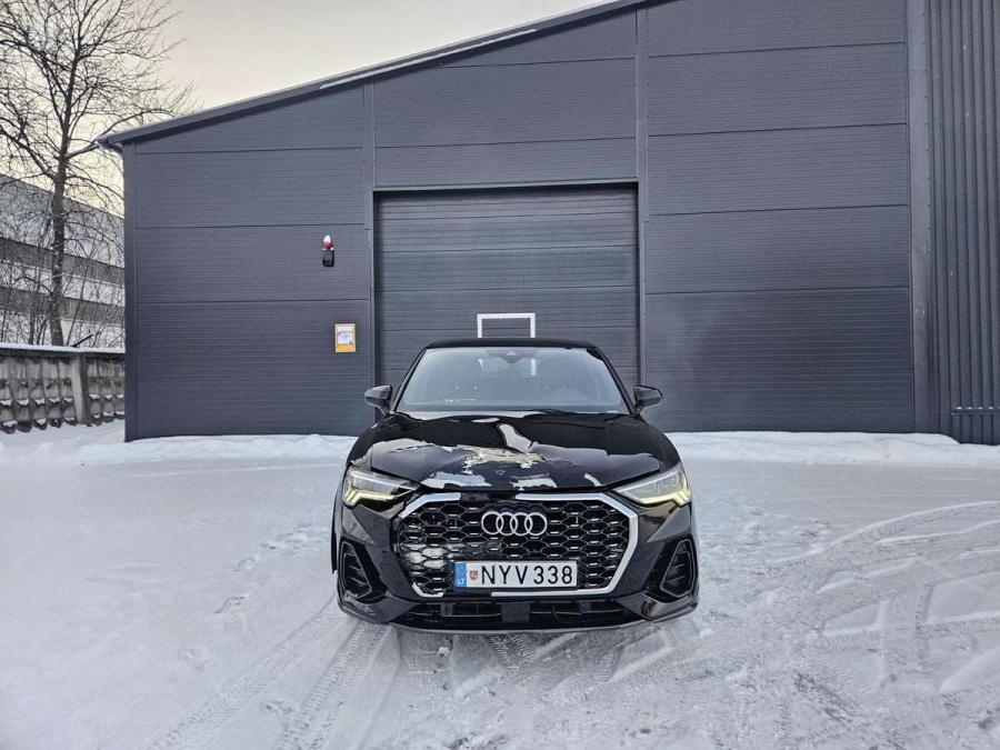 Black Audi Q3 Sportback 2021 in Kaunas, with an engine capacity of 1.50 L and mileage of 58 thousand km for 11900 €, photo 2 on AUTOMOTO.COM.LV