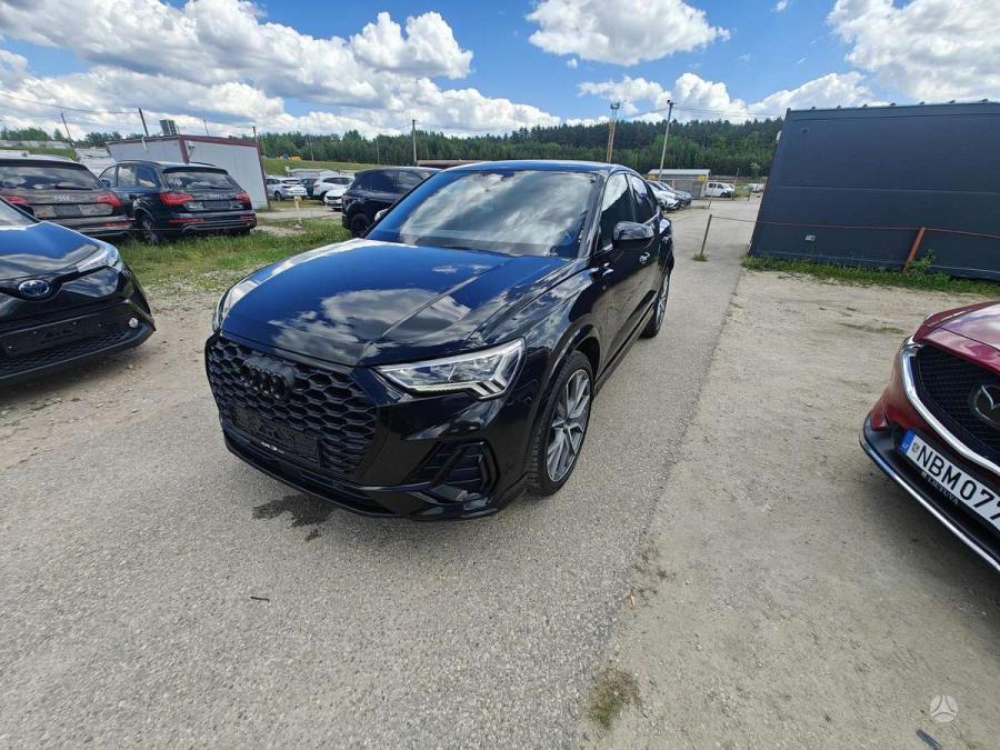 Черный Ауди Q3 Sportback 2021 в Вильнюс, объемом двигателя 2.00 л и пробегом 282 тыс. км за 18950 €, фото 4 на AUTOMOTO.COM.LV